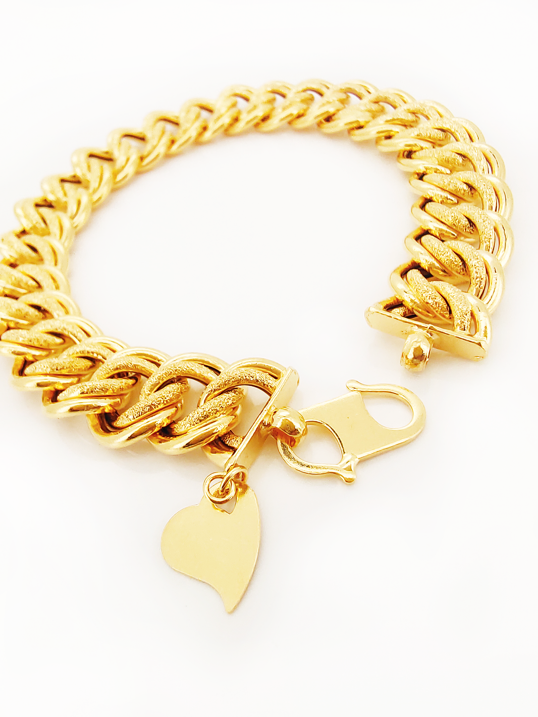 Gold Bracelets, Bangles & Anklets – SingDaSing Gold Shop