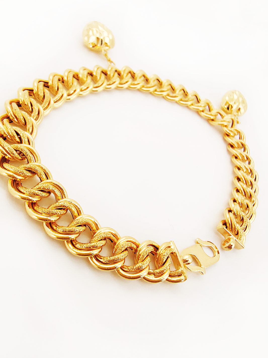 Gold Bracelets, Bangles & Anklets – SingDaSing Gold Shop